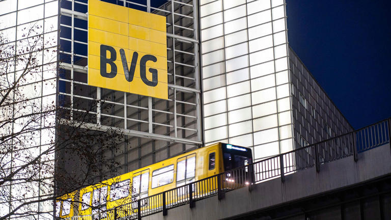 Julian Reichelt: BVG beendet umstrittene «Nius»-Kampagne im Nahverkehr