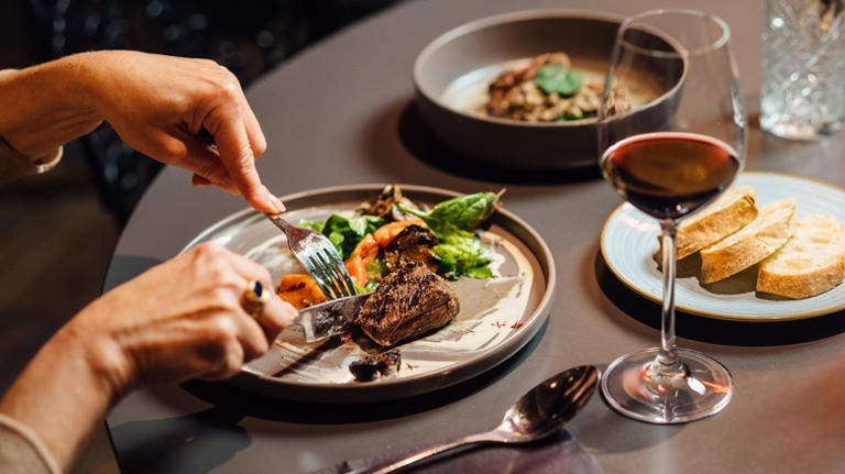 The type of restaurant Rick Steves warns tourists to avoid when ...