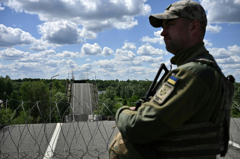 'We must be ready': Ukrainian troops on guard at the Belarus border