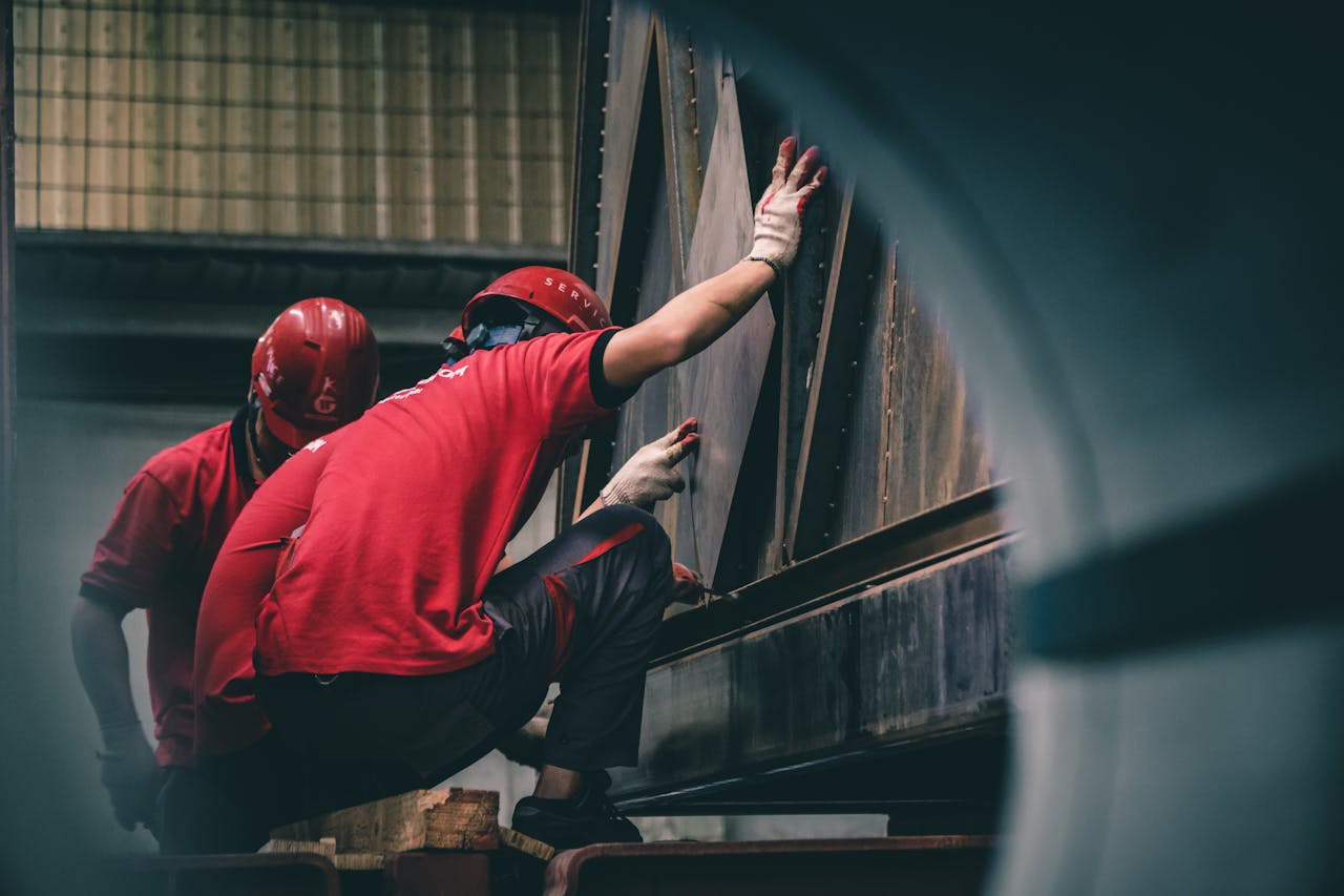 Reshoring rhetoric, offshoring reality: Why Canadian manufacturing jobs ...