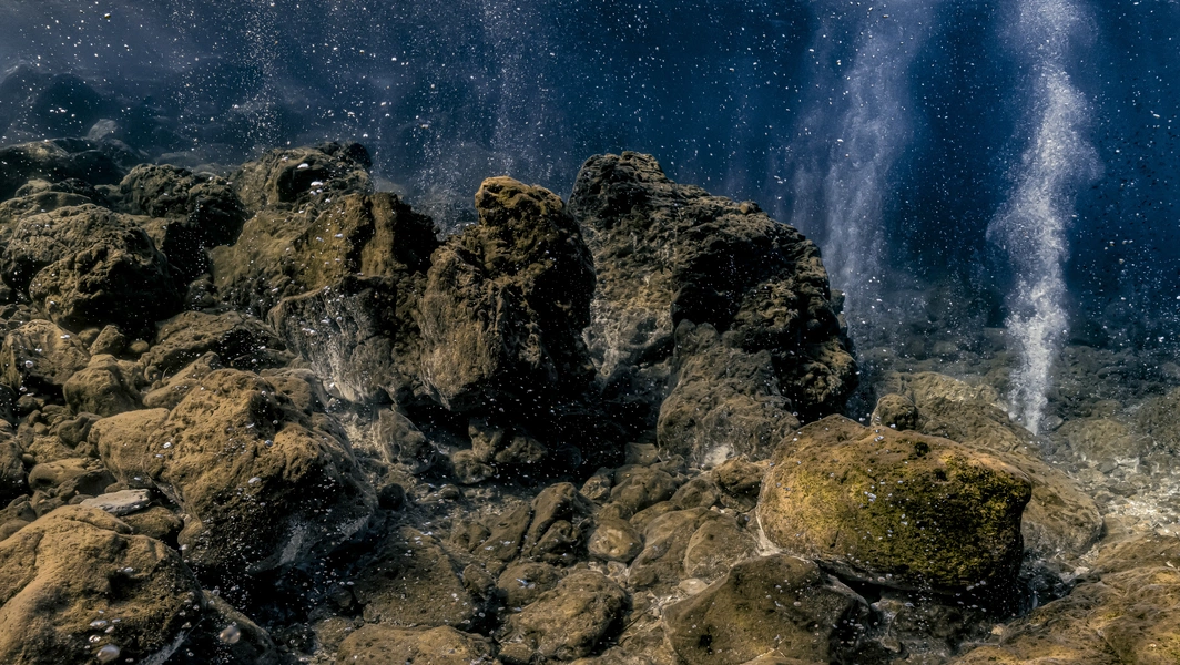 Inside the hidden life of magma beneath volcanoes