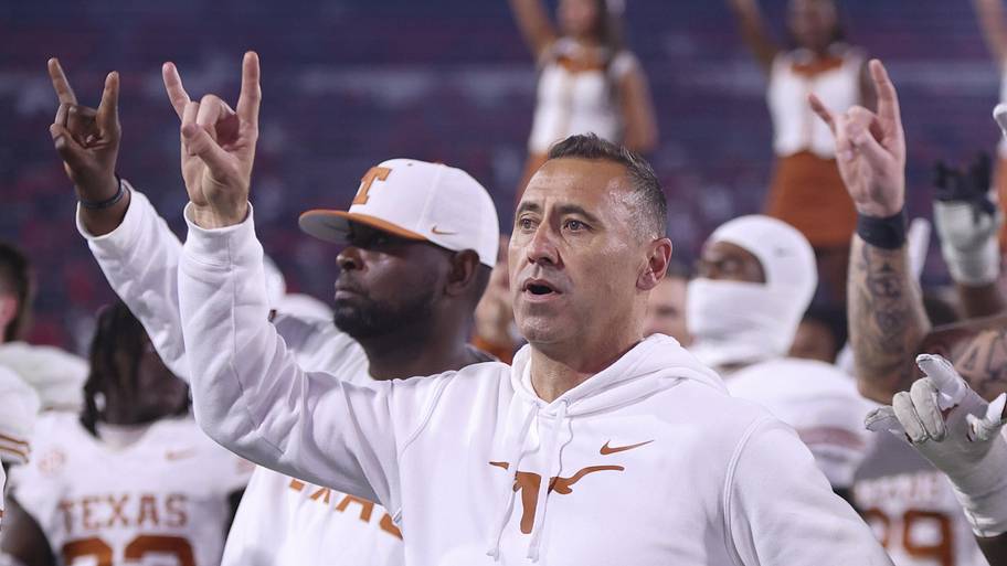Texas Longhorns receive major QB recruiting update