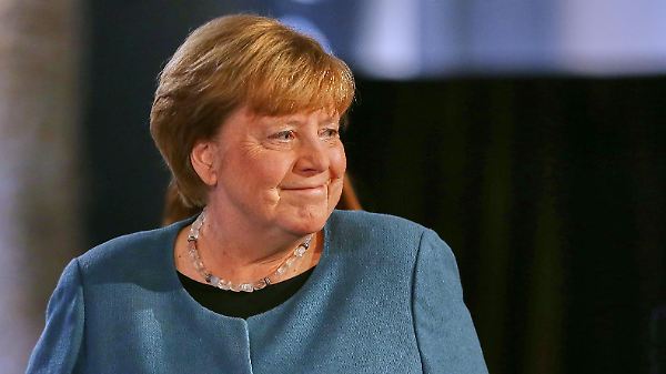 Kleine Stichelei gegen Merz: Ex-Kanzlerin Merkel weist Kritik an ...