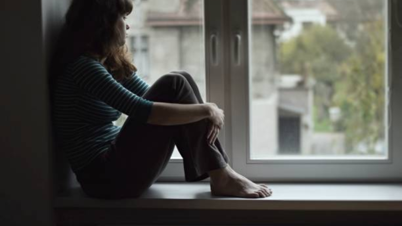 Psychology says emotionally exhausted people don't always cry — they ...