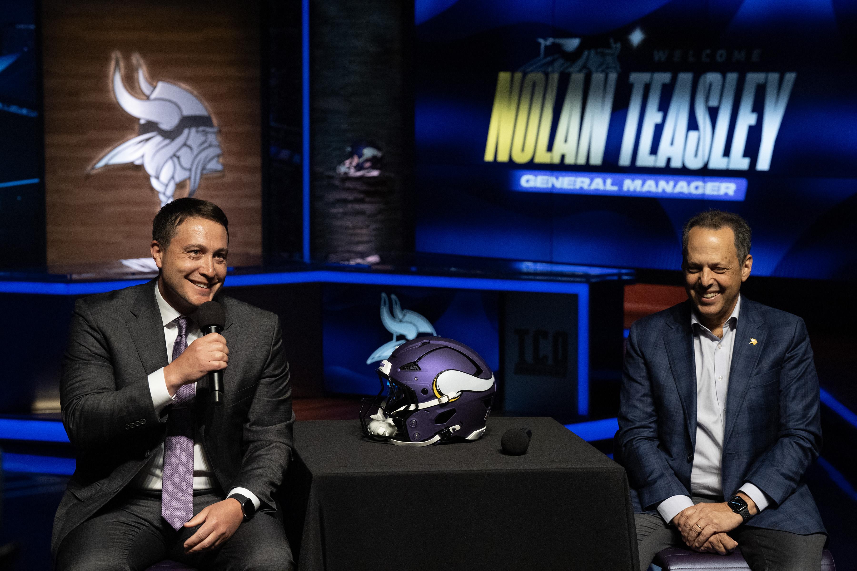 Nolan Teasley’s first presser & rising JJ McCarthy trade smoke