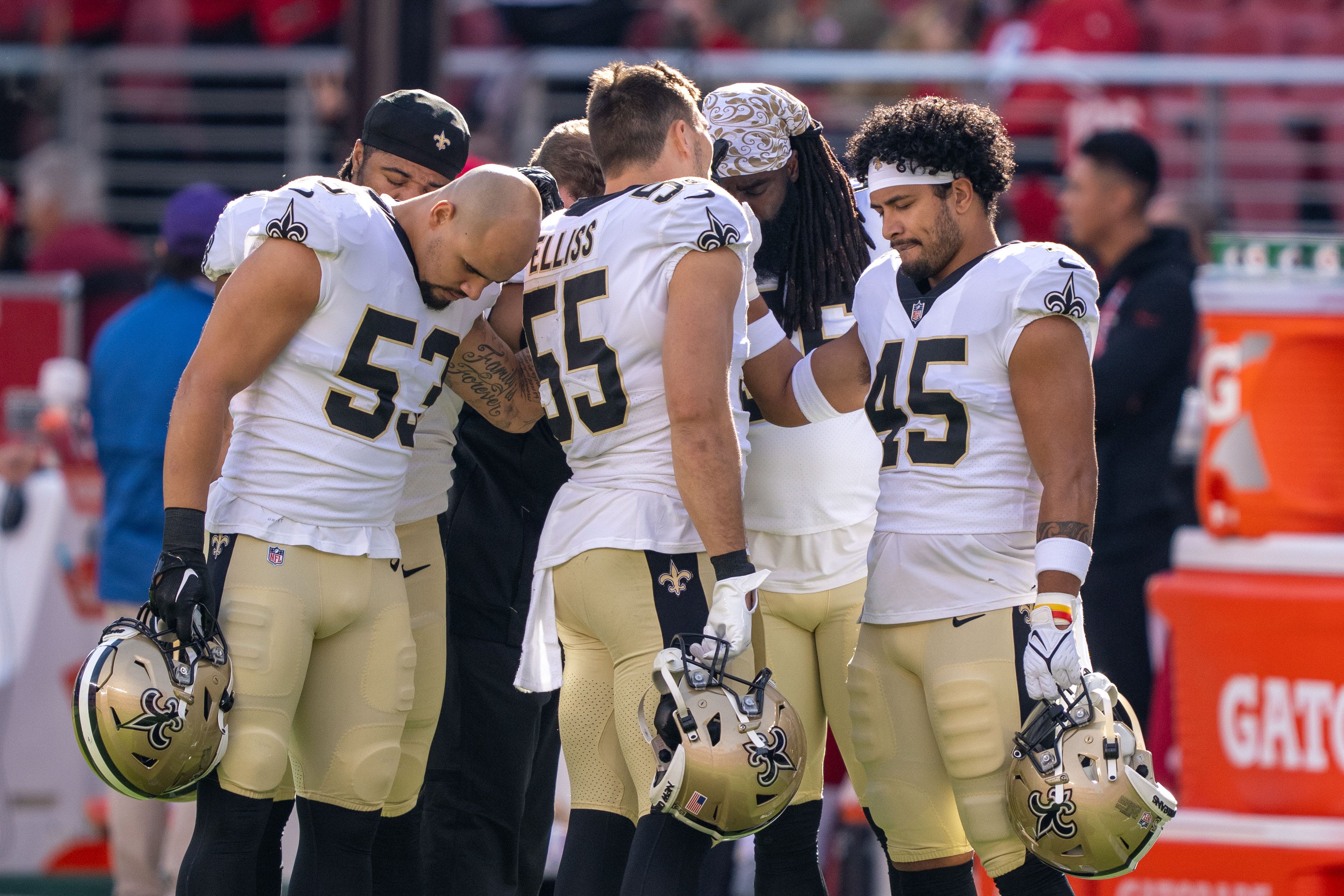 Kaden Elliss focused on being himself in revamped Saints defense