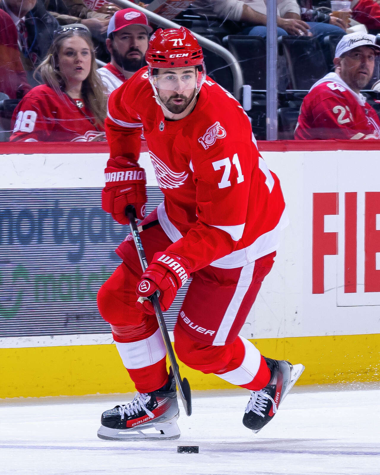 Red Wings captain Dylan Larkin requests trade, ESPN reports