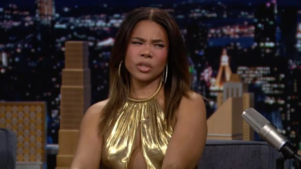 Regina Hall jokes it was 'embarrassing' for Sean Penn to win 'One ...