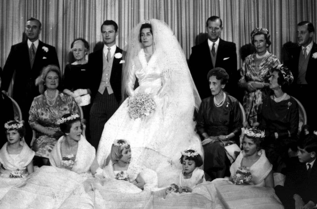 Late Queen Elizabeth's 'impeccable' bridesmaid Lady Pamela Hicks dies ...