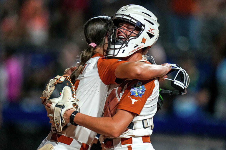 Texas softball: 2nd straight national championship caps historic career ...