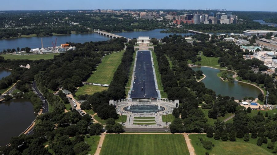 Trump teases Lincoln Memorial promenade
