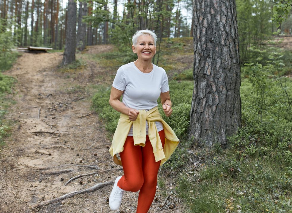 I'm a trainer and these are the 5 standing exercises adults over 60 ...