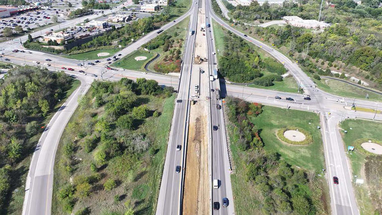 Crashes plague I-70 construction zones during KC-area road work. What's ...
