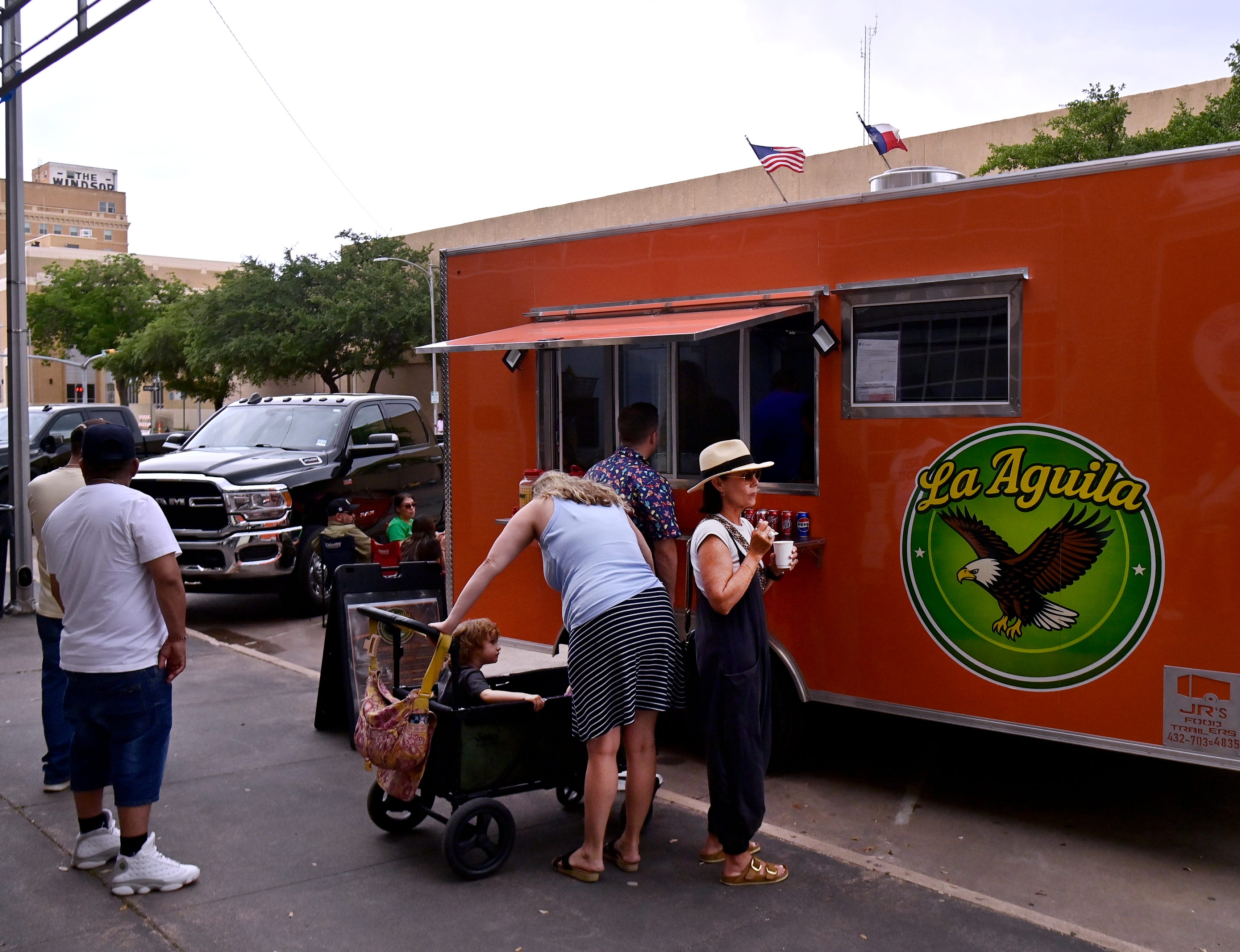 Texas food trucks face new statewide license rules