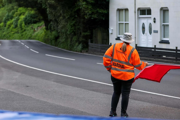 TT 2026: Headline Senior race halted by full course red flag stoppage ...