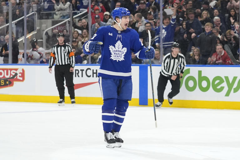 Maple Leafs rumors: Aggressive teams to outbid Canadiens in Matthew ...