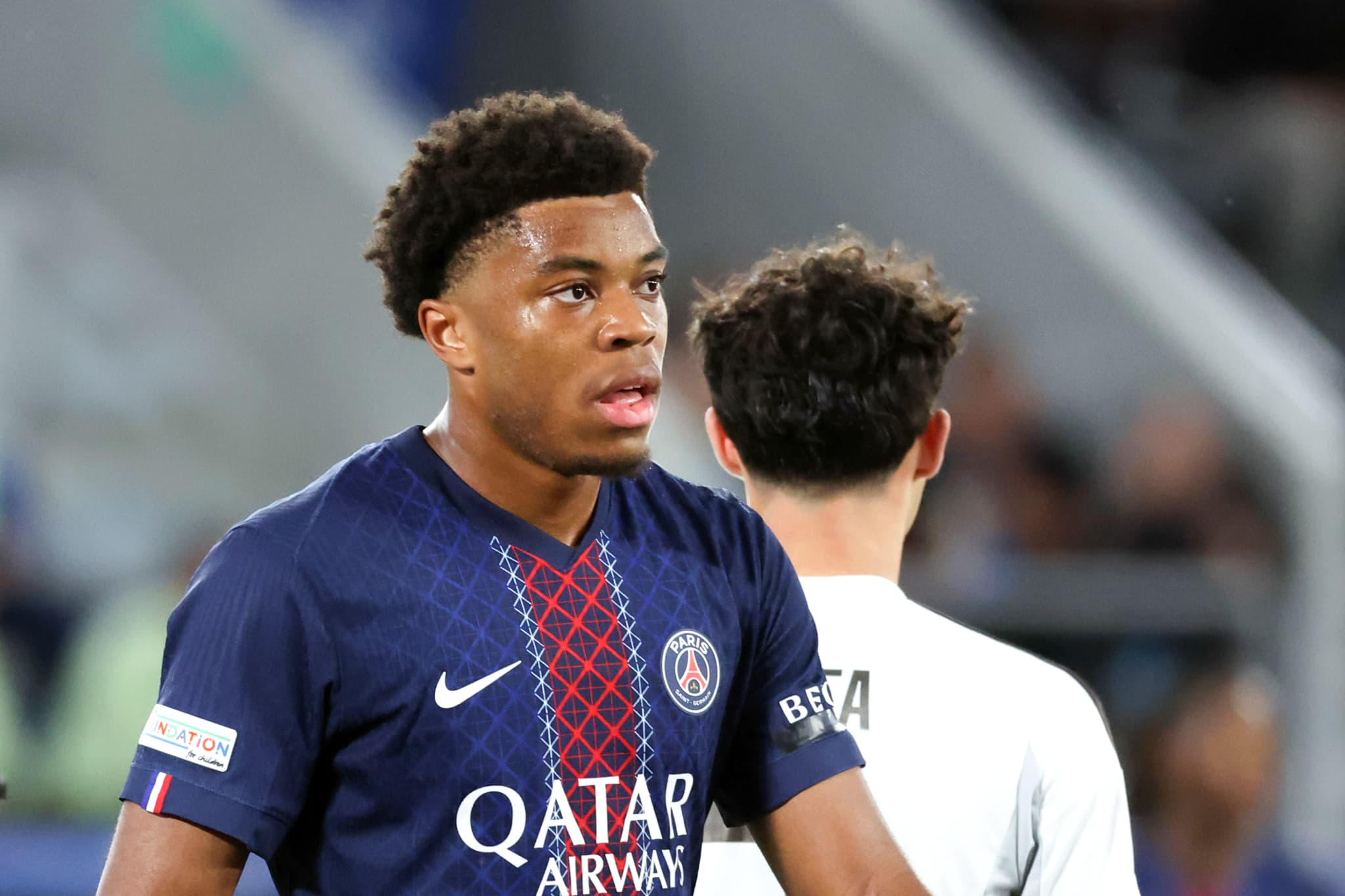 Mercato : l’avenir de Mounguengue au PSG reste flou