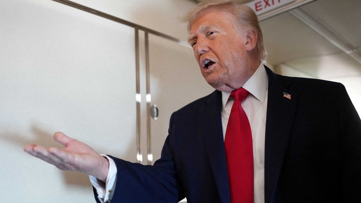 Trump arrives late and unhappy to Wisconsin event — and CNN reporter ...