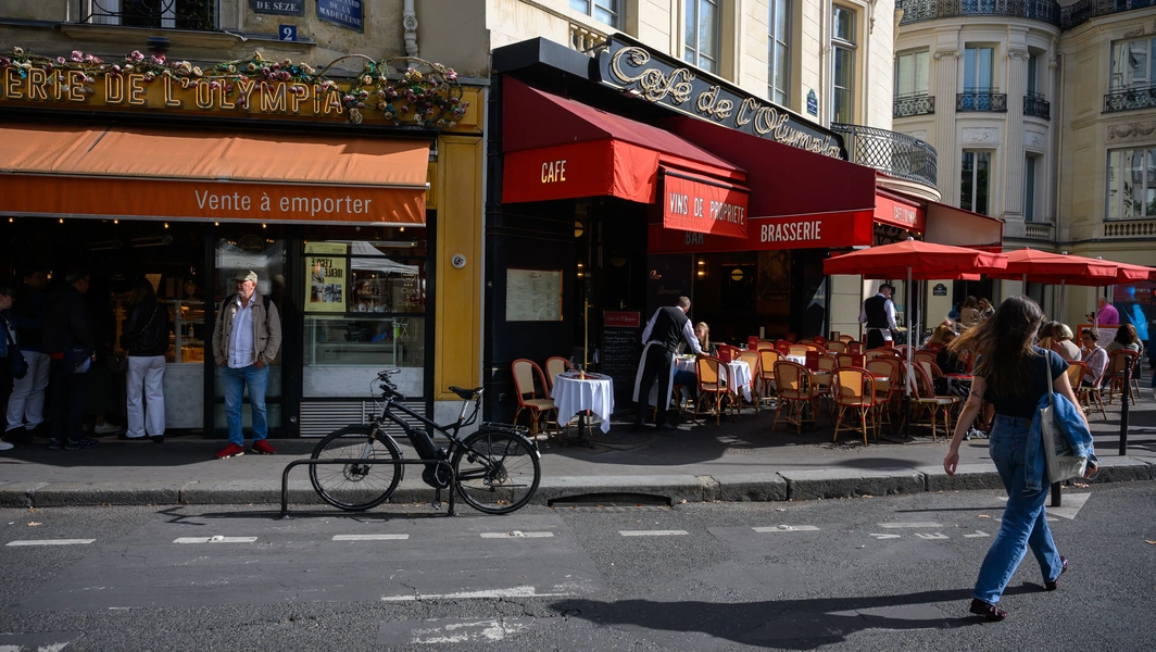 French phrases that win local hearts