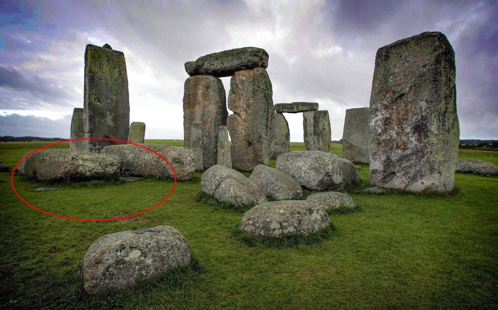 Glaciers and ancient humans moved Stonehenge stone 400 miles