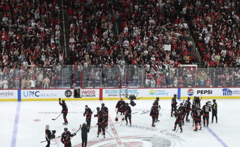 Hurricanes' blazing playoff record is good news for Golden Knights series
