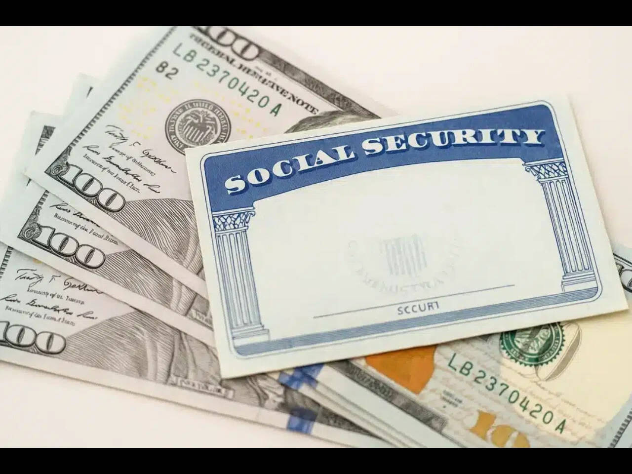 What? Could your Social Security benefits be cut by $500 a month in ...