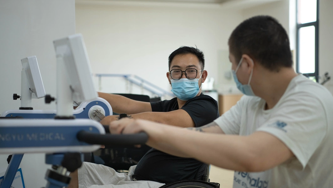 Causes and effects of sudden paralysis
