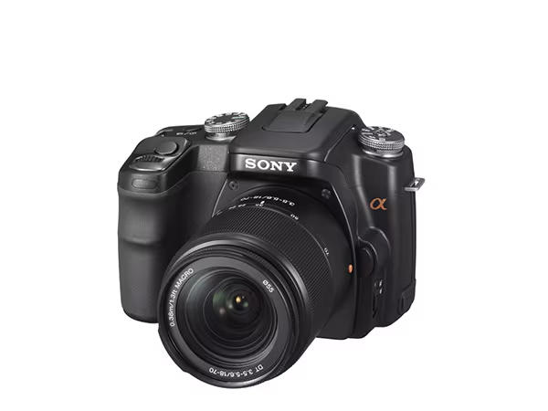 Sony’s first-ever DSLR had a wild feature that started focusing without ...