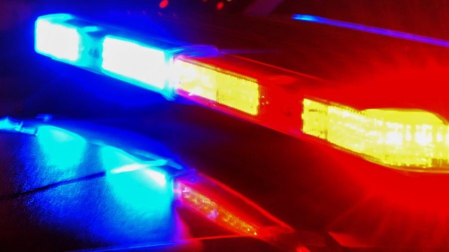 2 teens shot by resident while committing theft in Longview, police say
