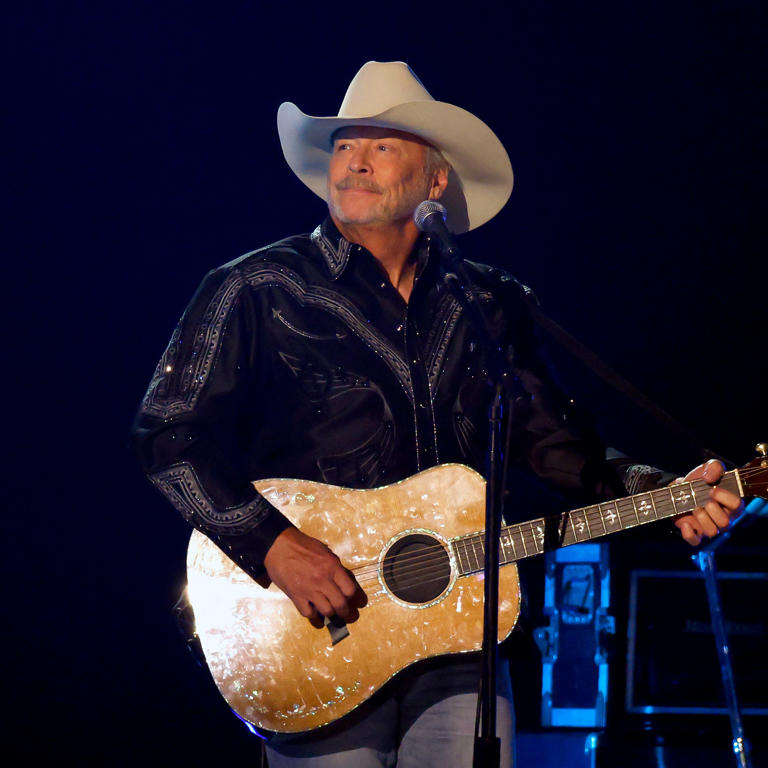 Alan Jackson to perform final farewell show on June 27 in Nashville ...