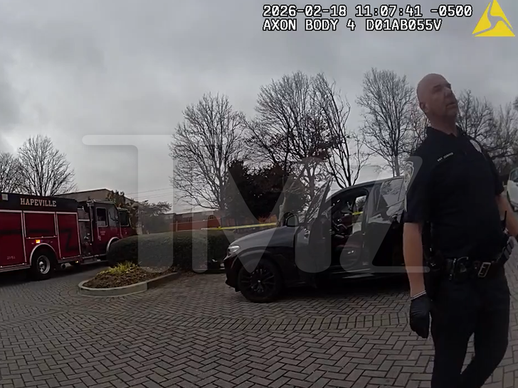 Lil Poppa's bloody body on stretcher after suicide, bodycam footage shows