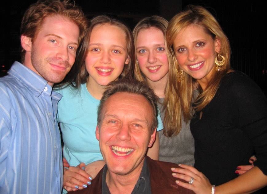 Sarah Michelle Gellar says she's 'not ok' in tribute to Buffy co-star ...