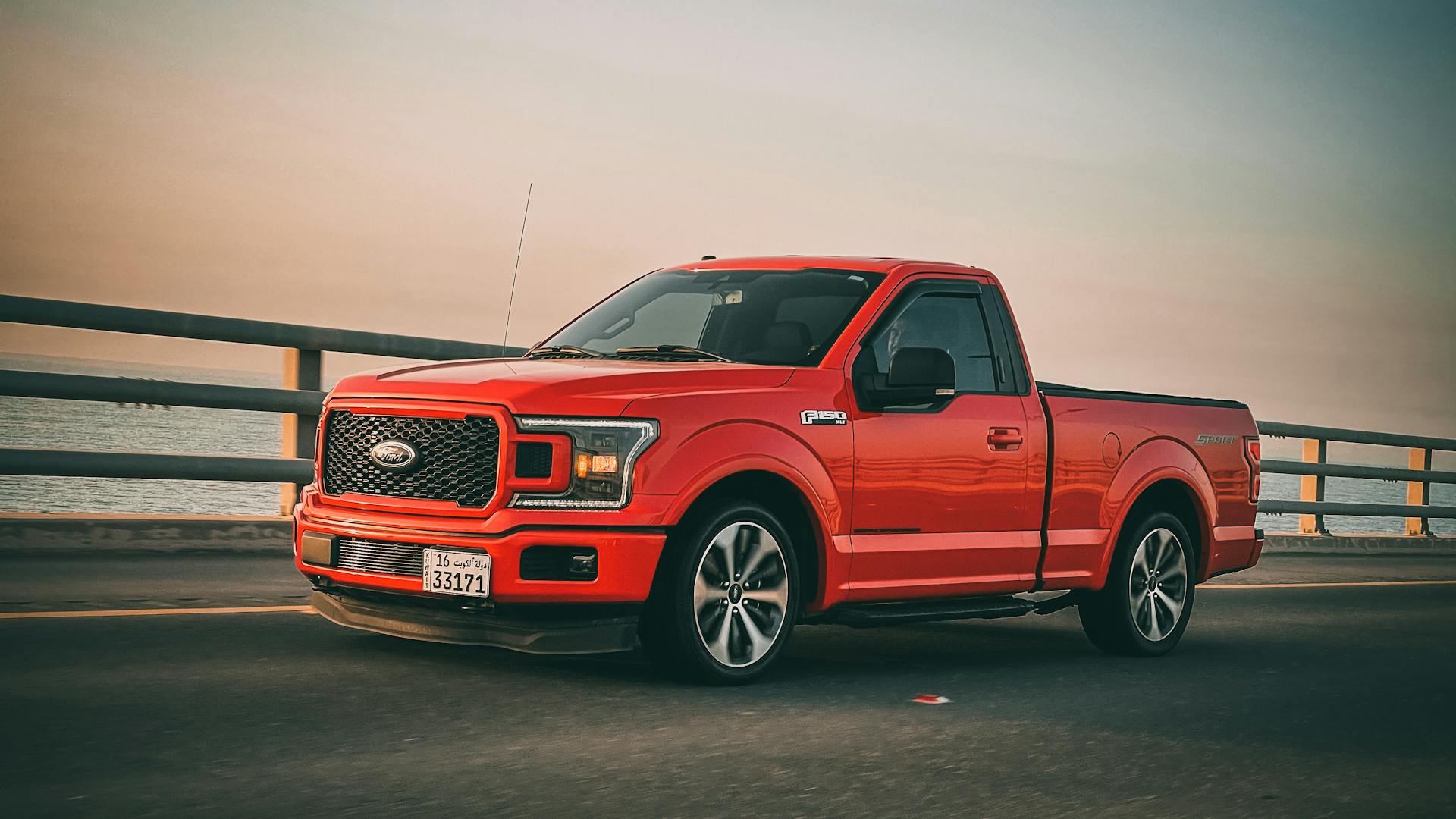Why this 550-HP Barrett-Jackson Ford F-150 restomod is turning heads ...