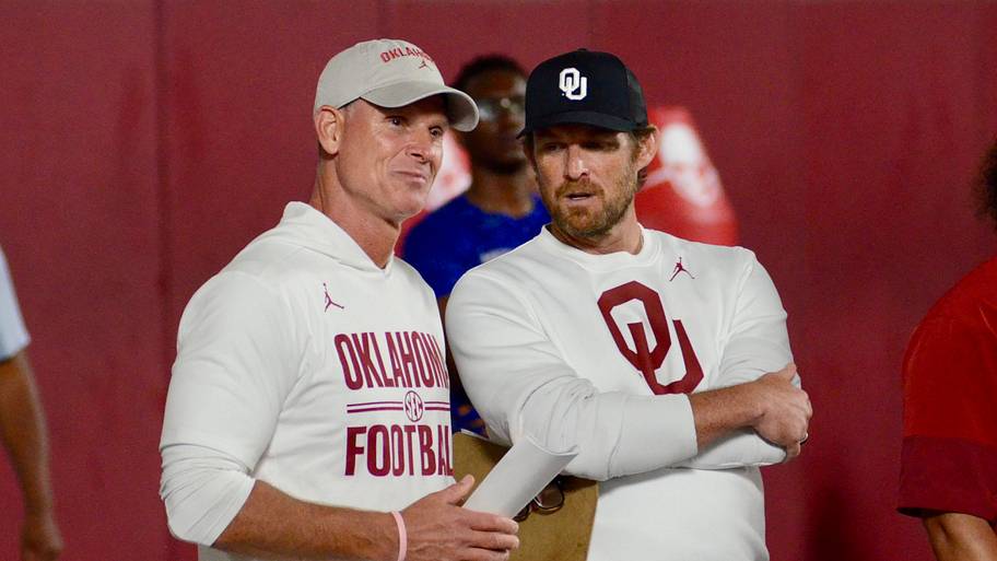 Oklahoma hosts elite DL prospect at Brent Venables football camp