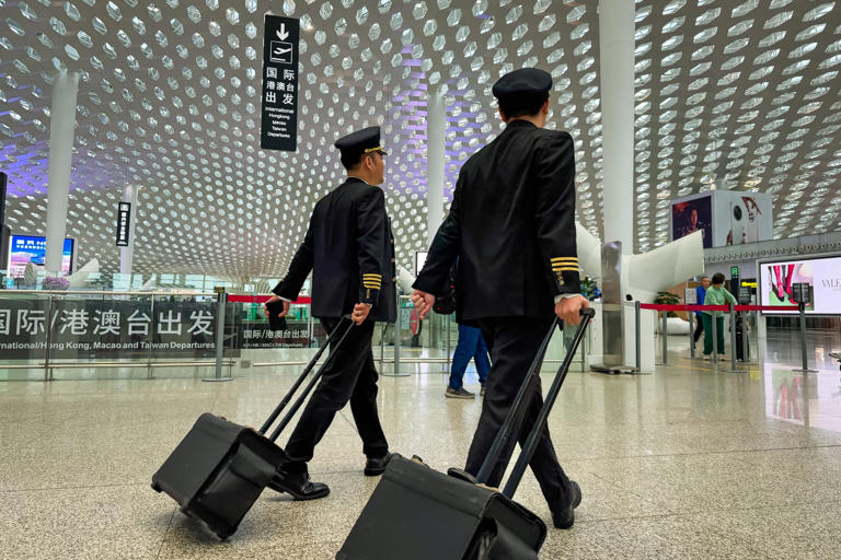 Chinese carriers seize two-thirds share of post-pandemic air routes