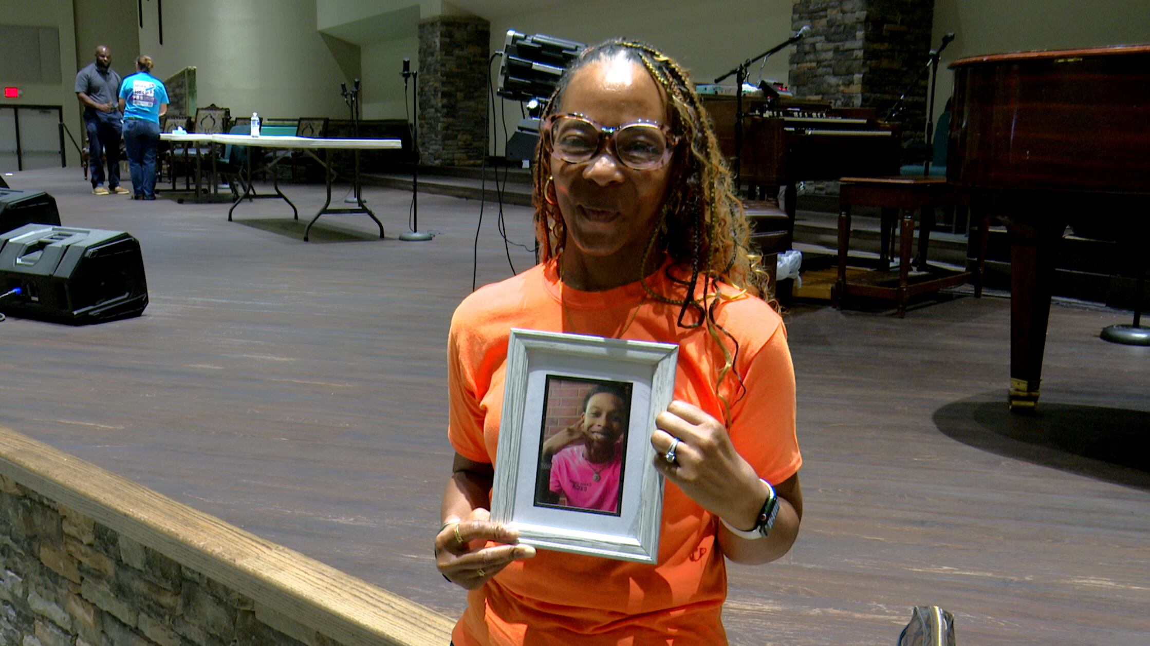 Local community groups hold discussion on ending gun violence