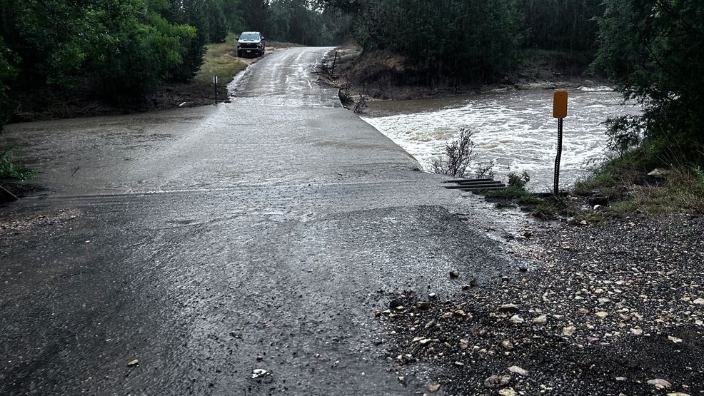 Heavy rain, flash flooding hit Central Texas Friday night