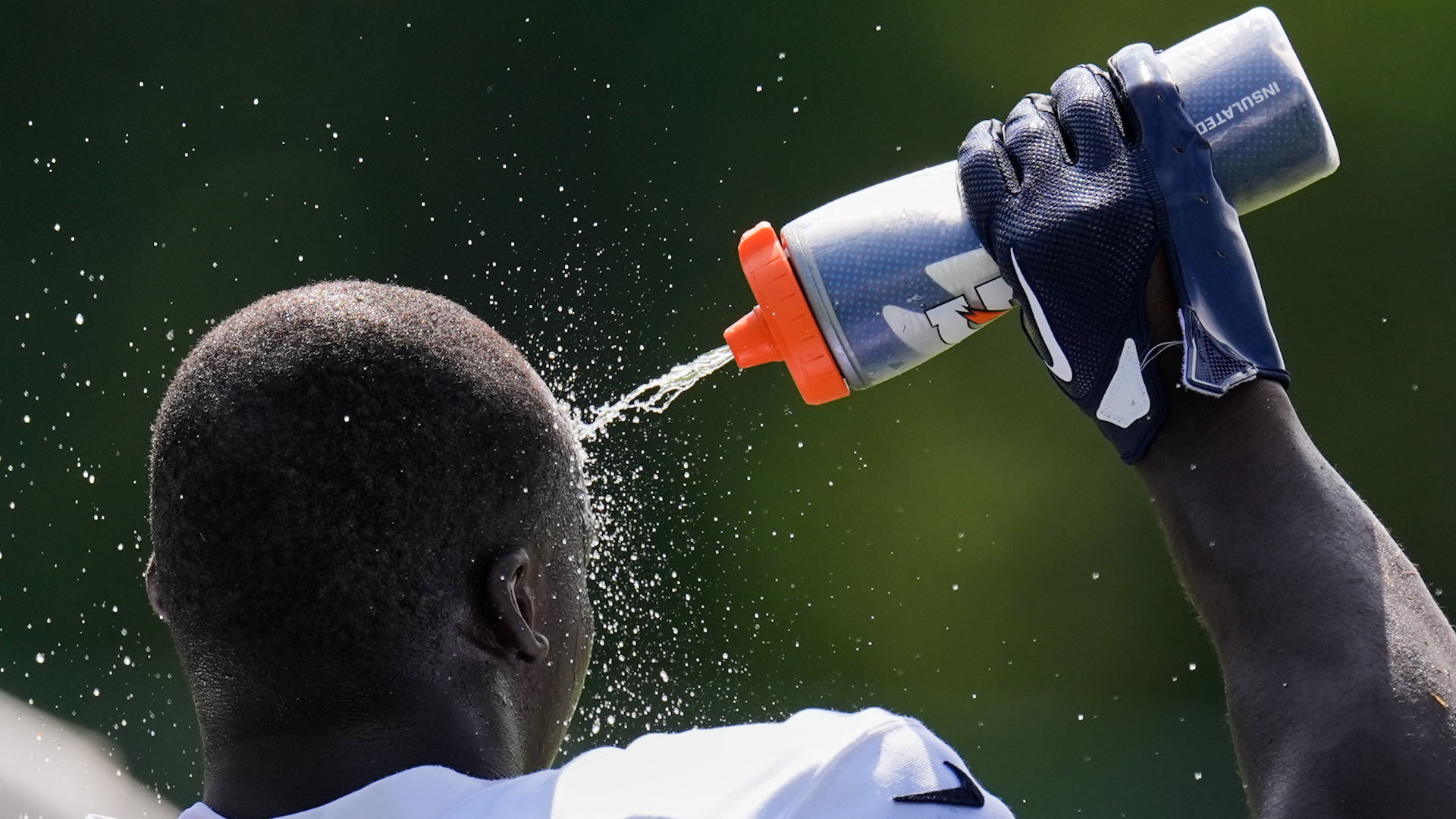 City officials raise concerns about FIFA water bottle ban