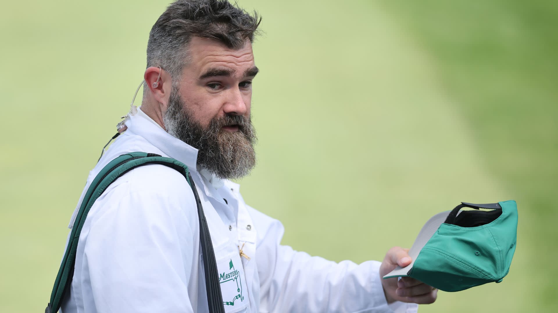 Jason Kelce Teams Up With Steelers Rookie Gennings Dunker