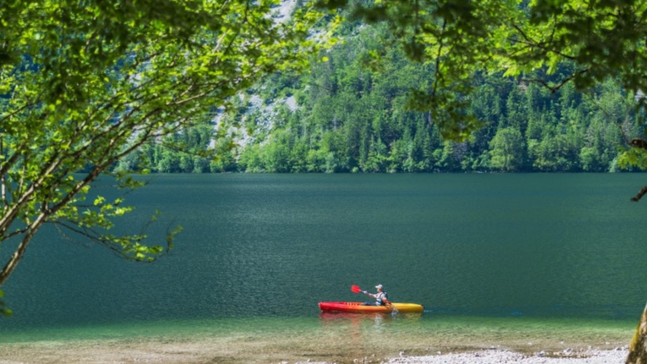 15 lake getaways with kayaking, picnic spots, and easy trails nearby