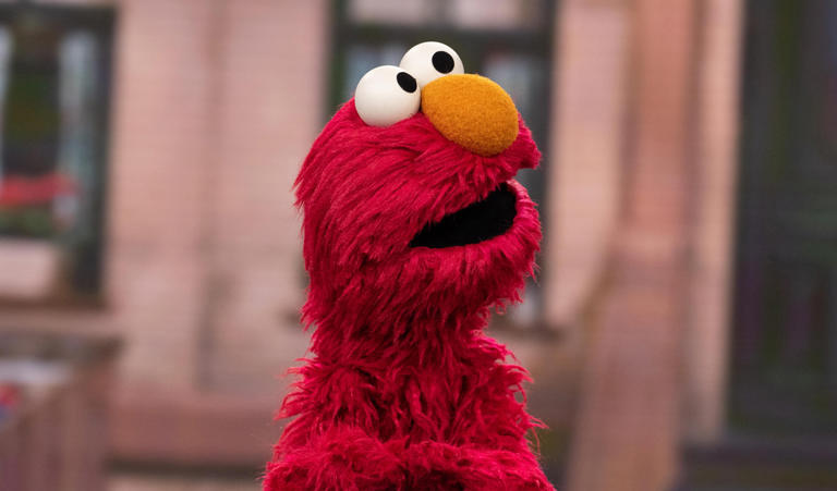 Elmo's NBA Finals message sparks backlash from New York Knicks fans ...