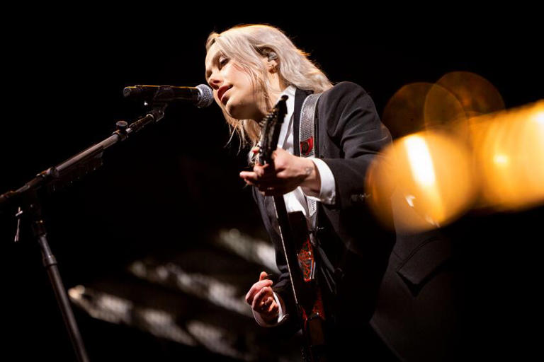 Phones banned on Phoebe Bridgers' tour, including her Halloween shows ...