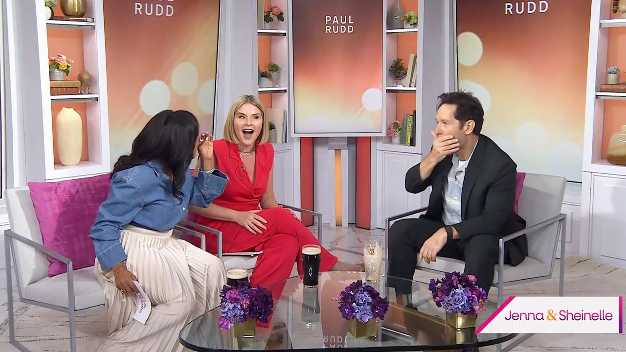 Paul Rudd chugs entire beer mid-'Today' interview, stuns Jenna Bush ...
