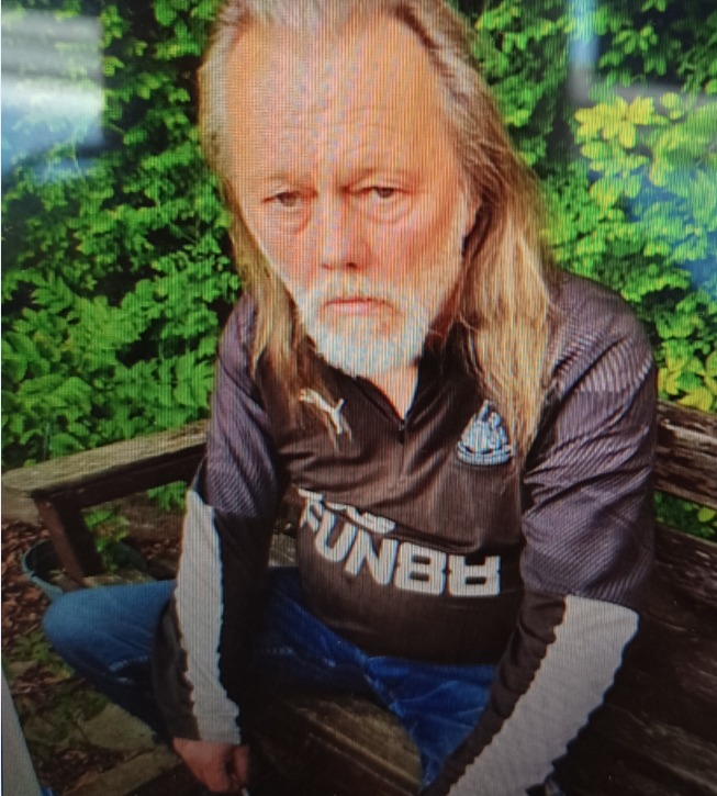 Barnsley man Blake missing for five days as police release pictures ...