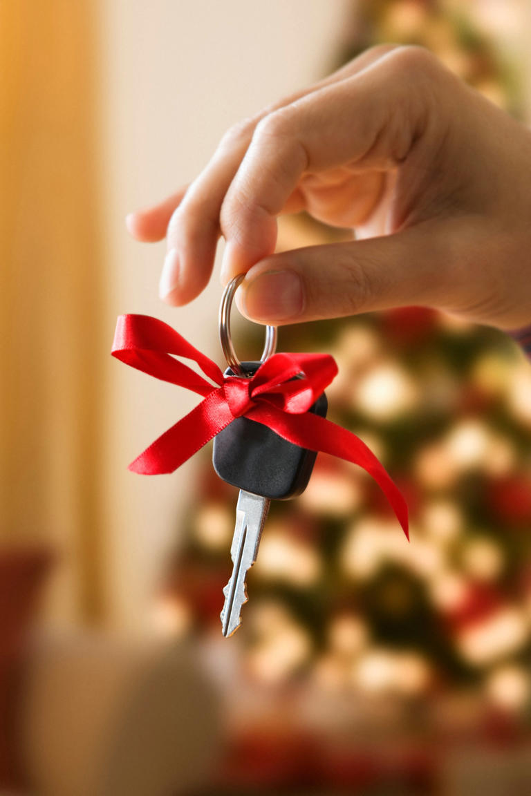 This gift accidentally exposed a husband's secret life with another family
