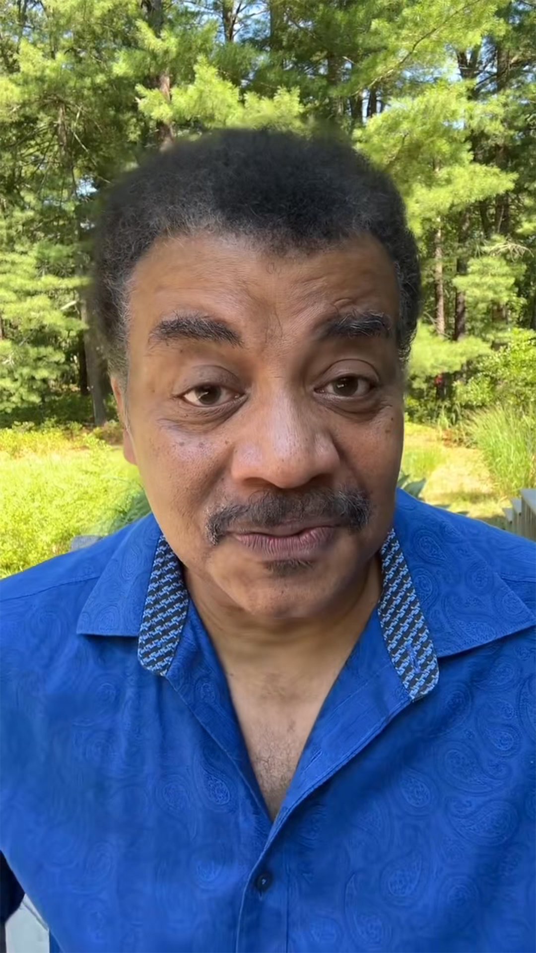 What if Earth had no moon?