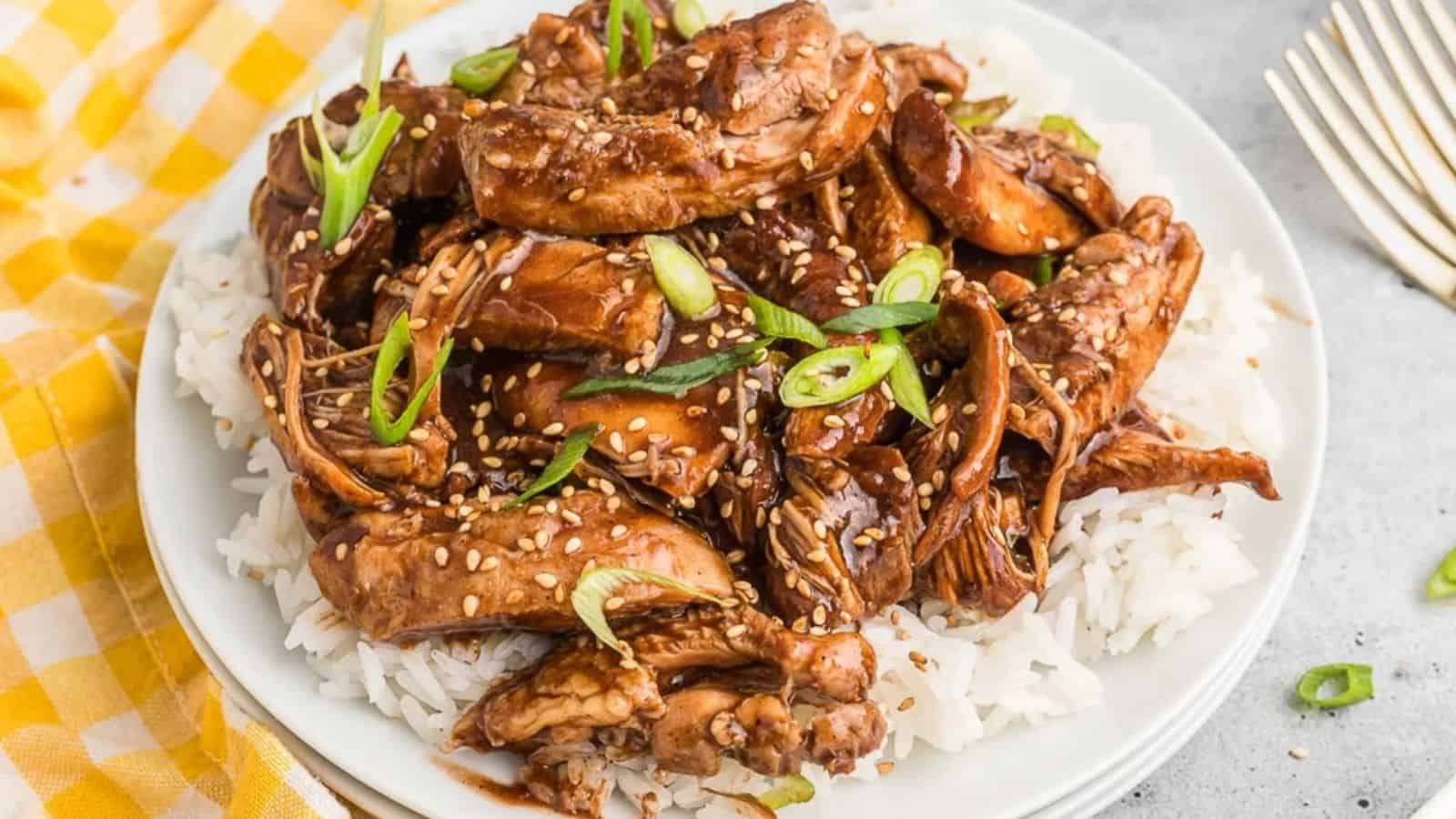 14 crockpot dinners that start with 10 minutes and end with empty plates