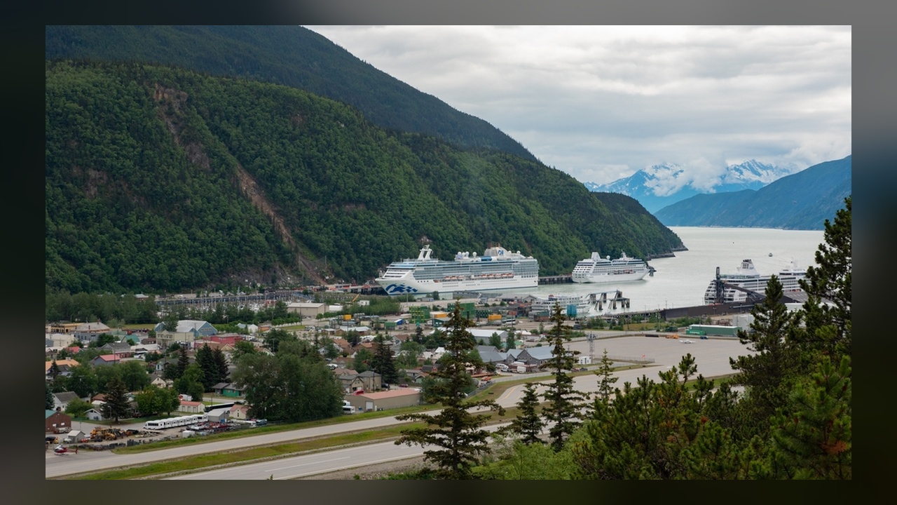 Why does a 1,200-person Alaska town draw a million visitors? Stand on ...