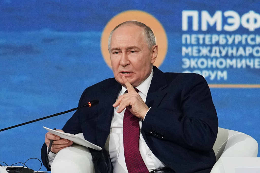 Putin rejects Zelenskyy's offer to meet, saying he sees 'no point' in it