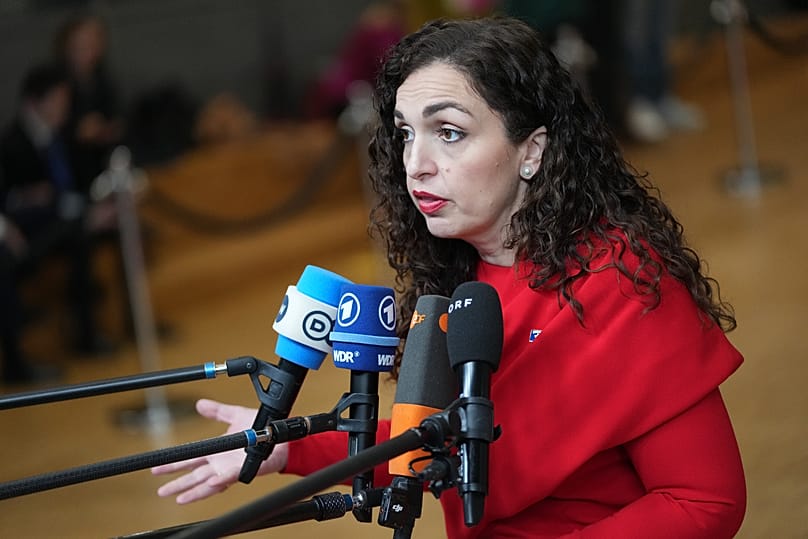 Kosovo's former president urges compromise to break political deadlock ...